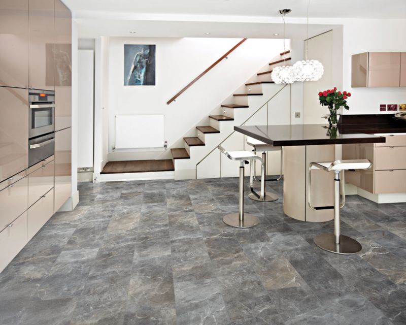 Shop Mohawk SolidTech Select Wanderer's Loop Gothic Arch 12" | Daltons Flooring